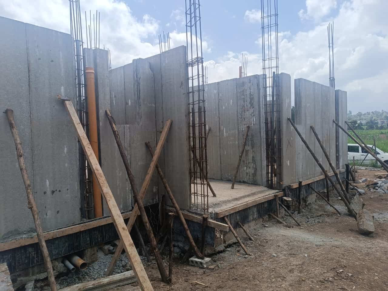 precast wall panels: Case Study-Beam and Block with Precast Panels ...